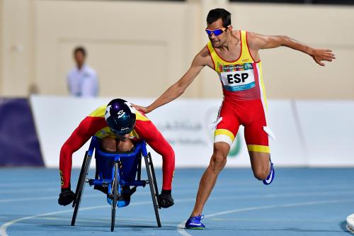 2019 Dubai IPC Diary: the Universal Relay... - runblogrun