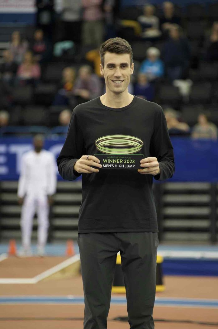 Hamish Kerr goes 4 for 4 in World Indoor Tour HJ, including Birmingham ...