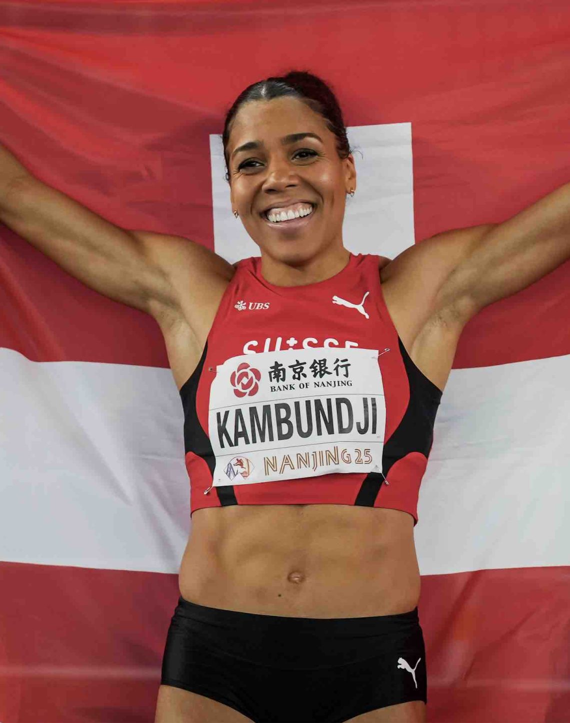 Mujinga Kambundji - runblogrun